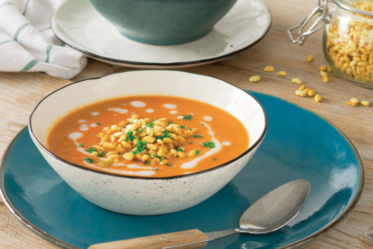 Rode linzensoep met gepofte rijst - Eatertainment