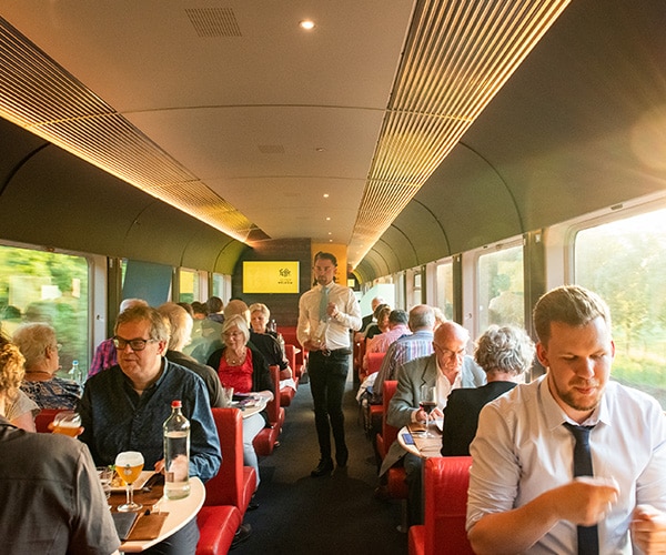 Rotterdam Dinner Train - Eatertainment
